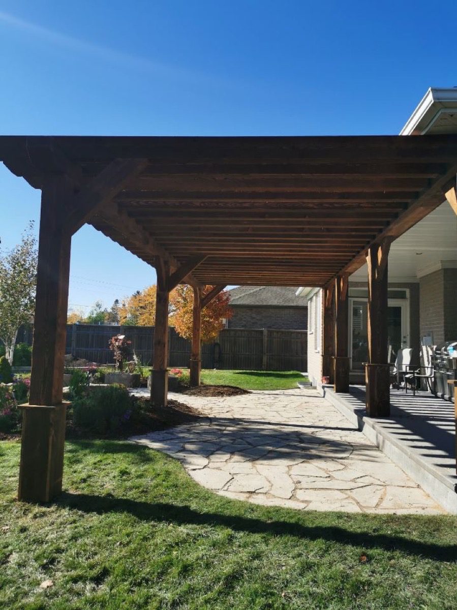 Ontario Timber Frame Structures | SJ Timber Kits & Structures