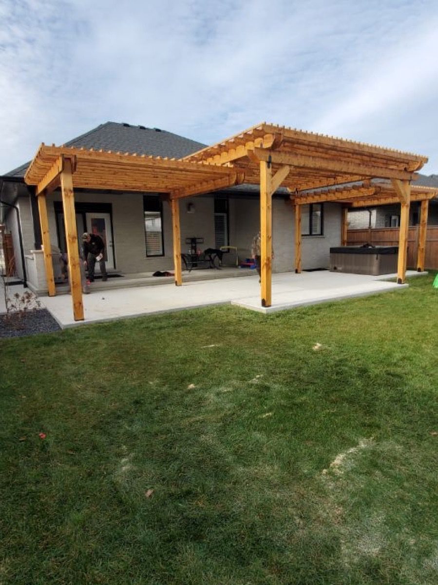 Ontario Timber Frame Structures | SJ Timber Kits & Structures