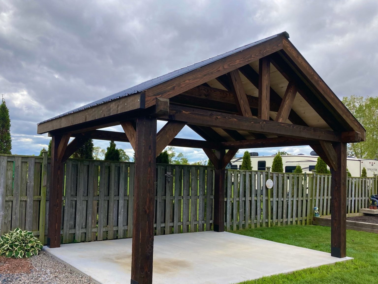SJ Timber Kits | Ontario's Custom Timber Frame Kits & Structures